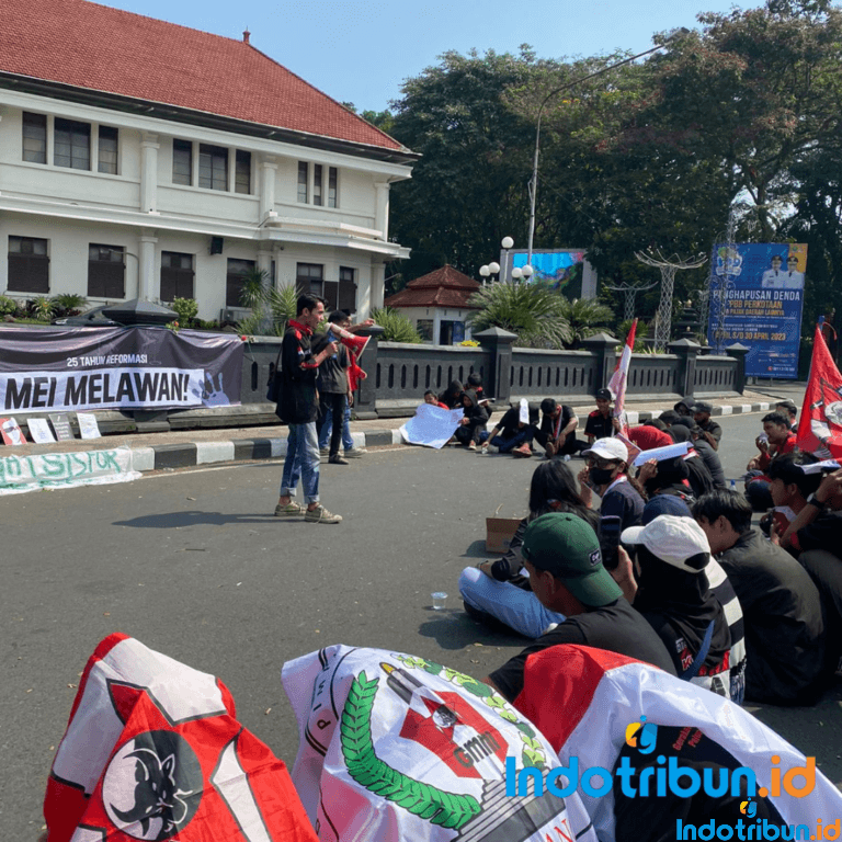 Peringati 25 Tahun Reformasi Gerakan Mahasiswa Nasional Indonesia ...